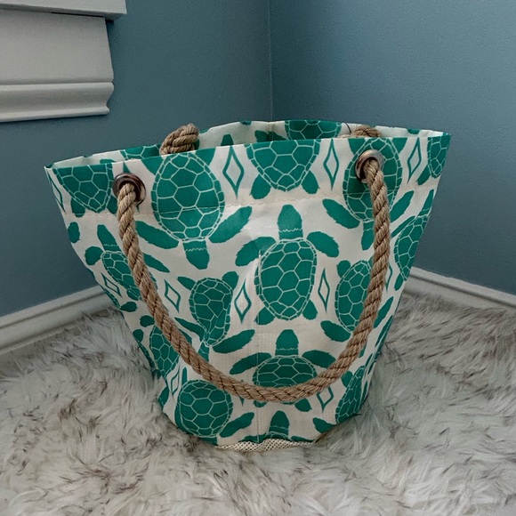 Bags | Sea Bags Aquamarine Sea Turtle Beachcomber Bucket Bag | Poshmark